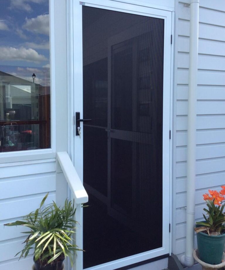 Window and door screens - Dahlsens