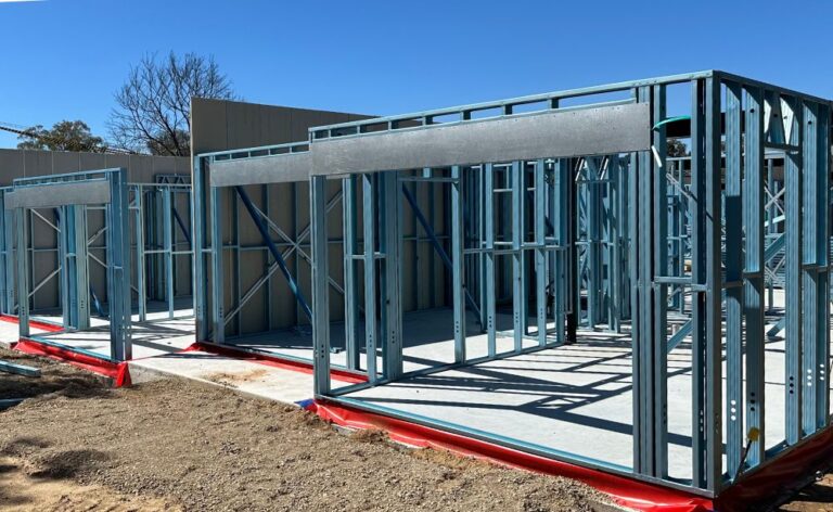 Steel truss and frame - Dahlsens